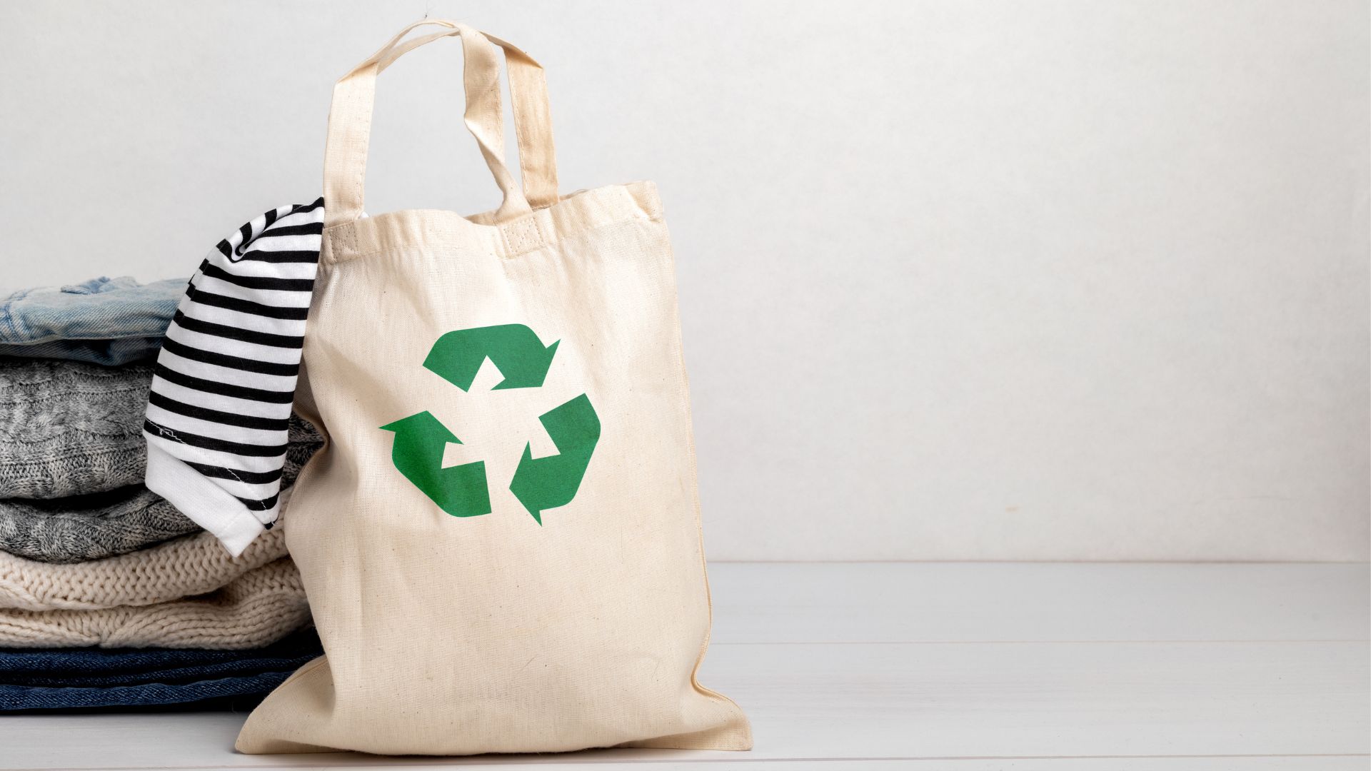 Benefits of buying second-hand products Benefits of buying second-hand products